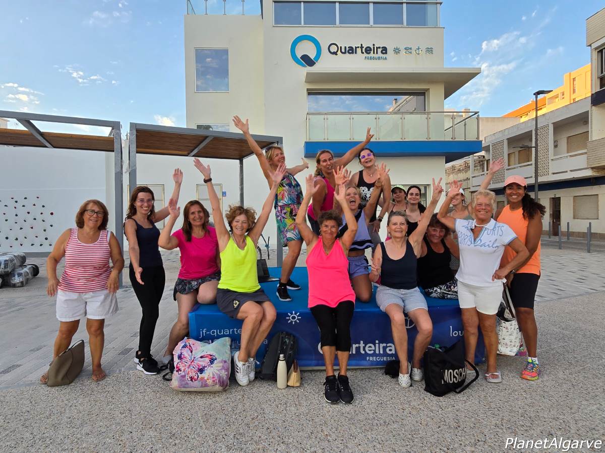 QUARTEIRA | Zumba ao Pôr do Sol com Filipa Leonardo anima Praça do Mar ...