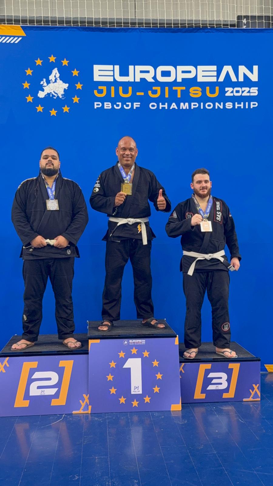 André Almeida, atleta da Sampaio BJJ FCS, destaca-se no jiu-jitsu e ...