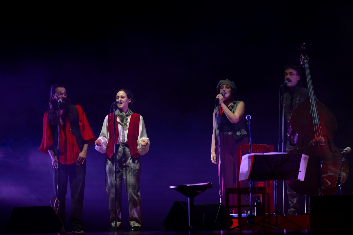 Cineteatro Louletano arranca 2026 com teatro sobre Zeca Afonso, tributo ...